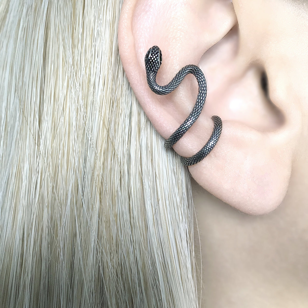 SNAKE GOTHIC EAR CUFF